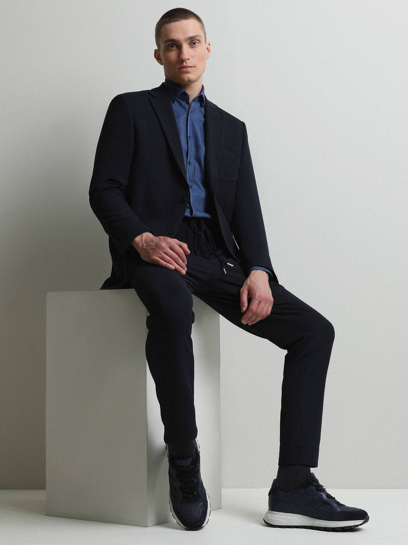 Navy Blue Plain Relaxed Fit Suit