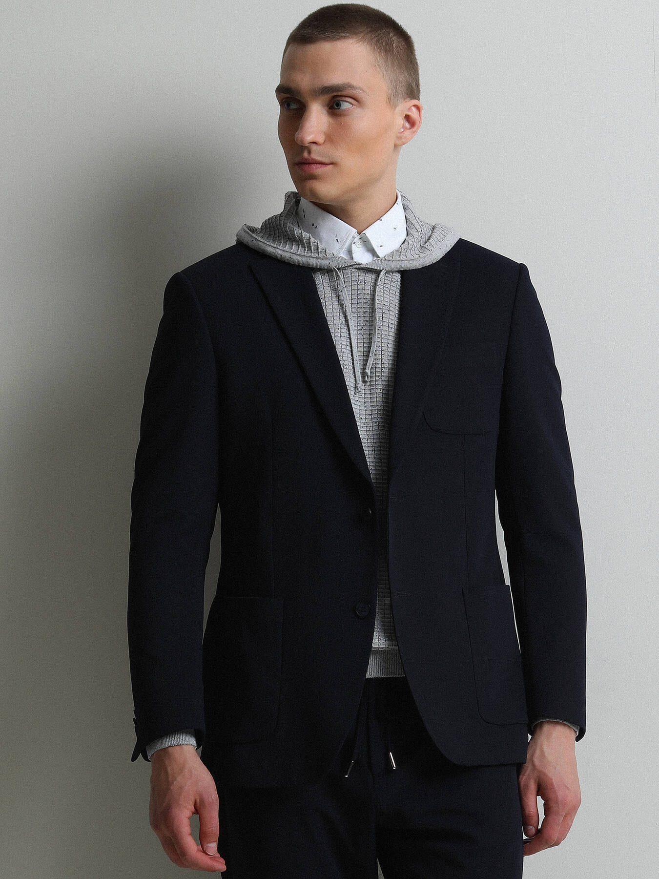 Navy Blue Plain Relaxed Fit Suit